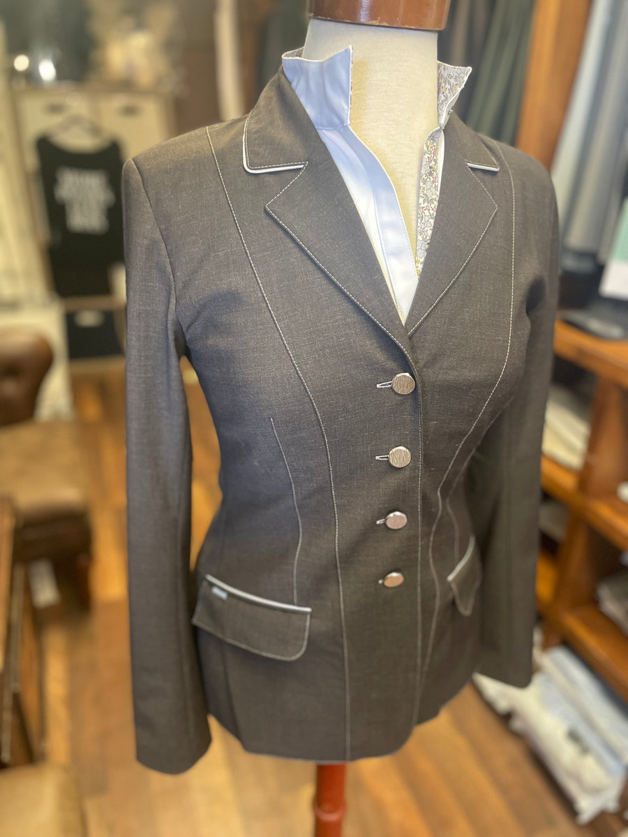 Winston Exclusive Contrast Brown Show Coat – LA Saddlery